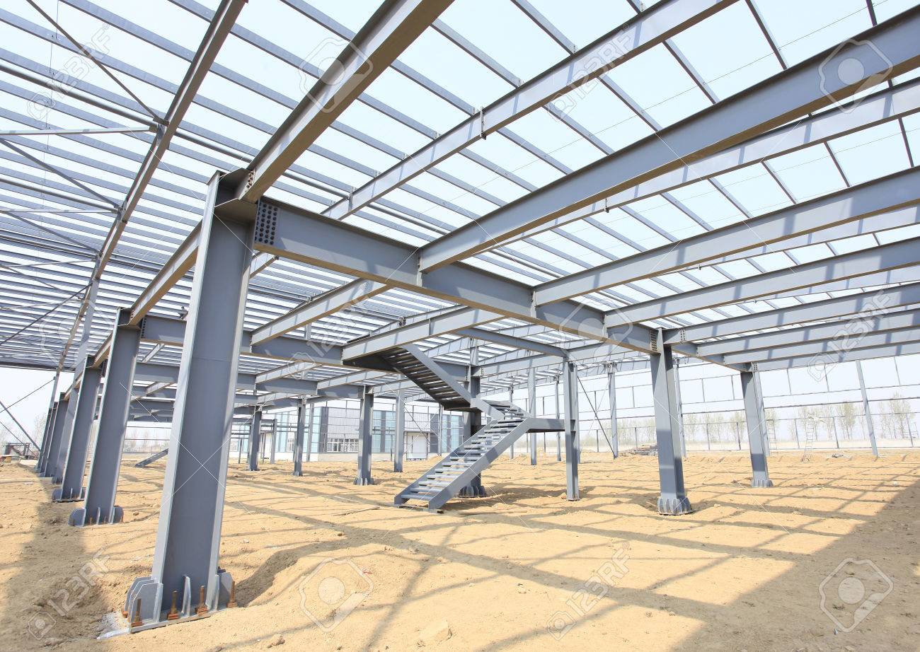 STRUCTURE EN ACIER